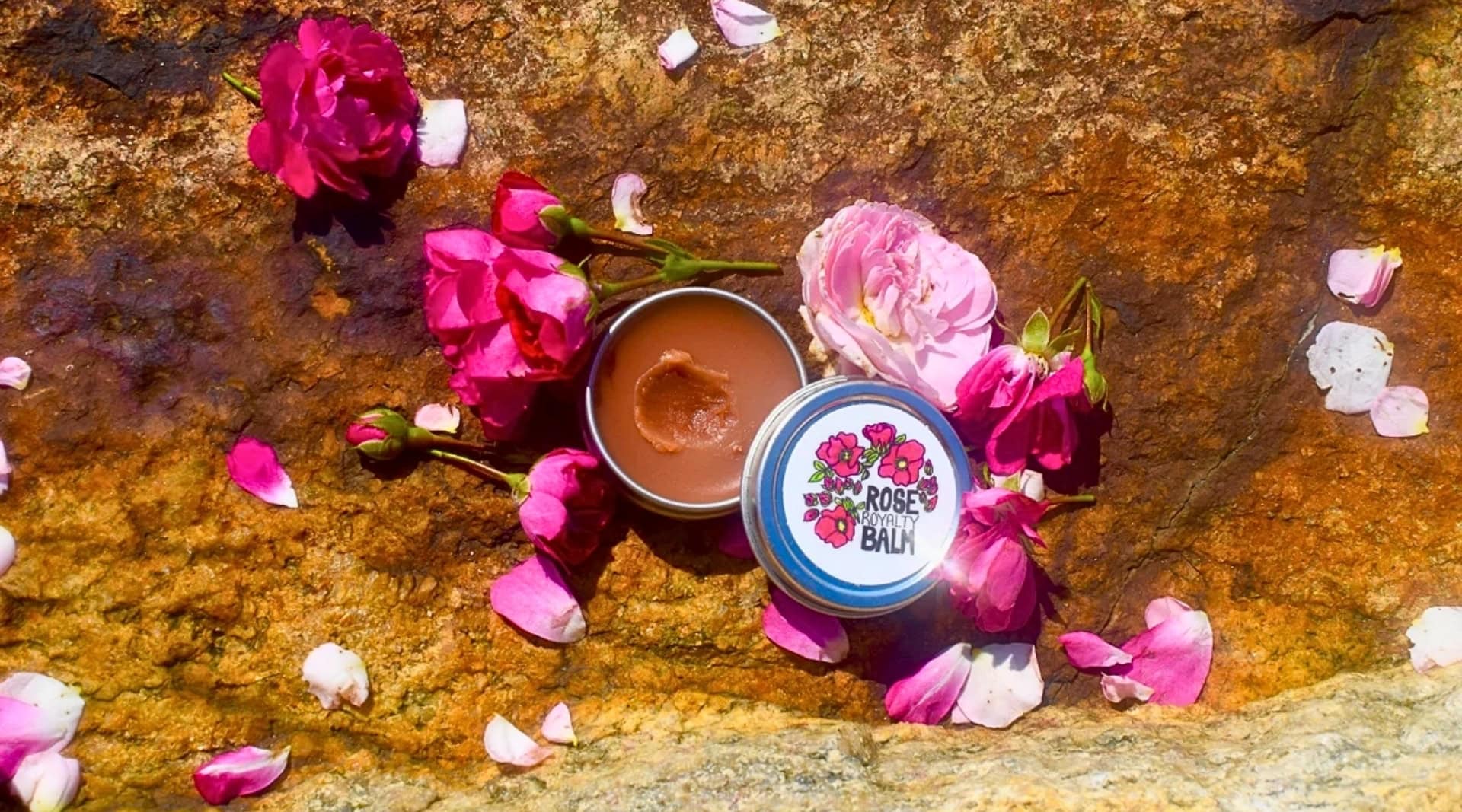 9 Zero Waste Makeup Brands Creating Plastic-Free Cosmetics