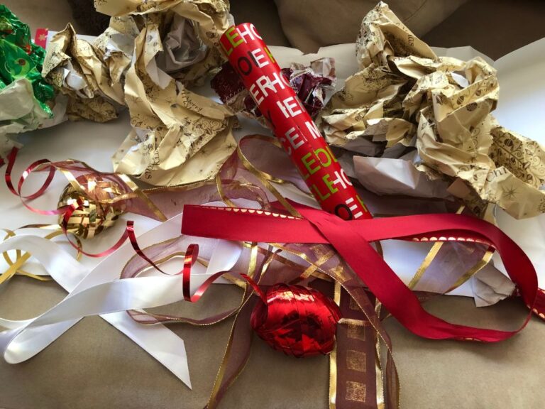 What is Compostable? 103 Things You Can Compost Right At Home