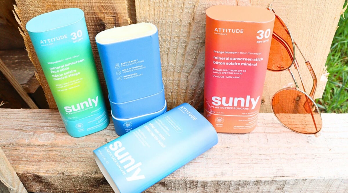 10 Zero Waste Sunscreen Alternatives For A More Sustainable SPF