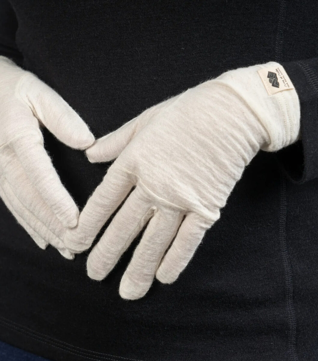5 Sustainable Gloves & Mittens For No More Frosty Fingers