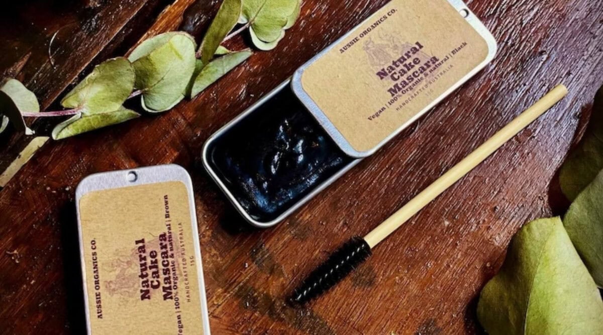 7 Zero Waste Mascara Brands For Sustainably Bold & Beautiful Lashes