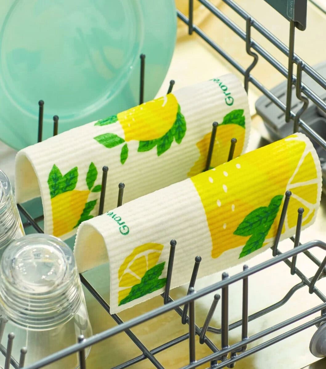 7 Eco-Friendly Sponges For The Kitchen And Bathroom