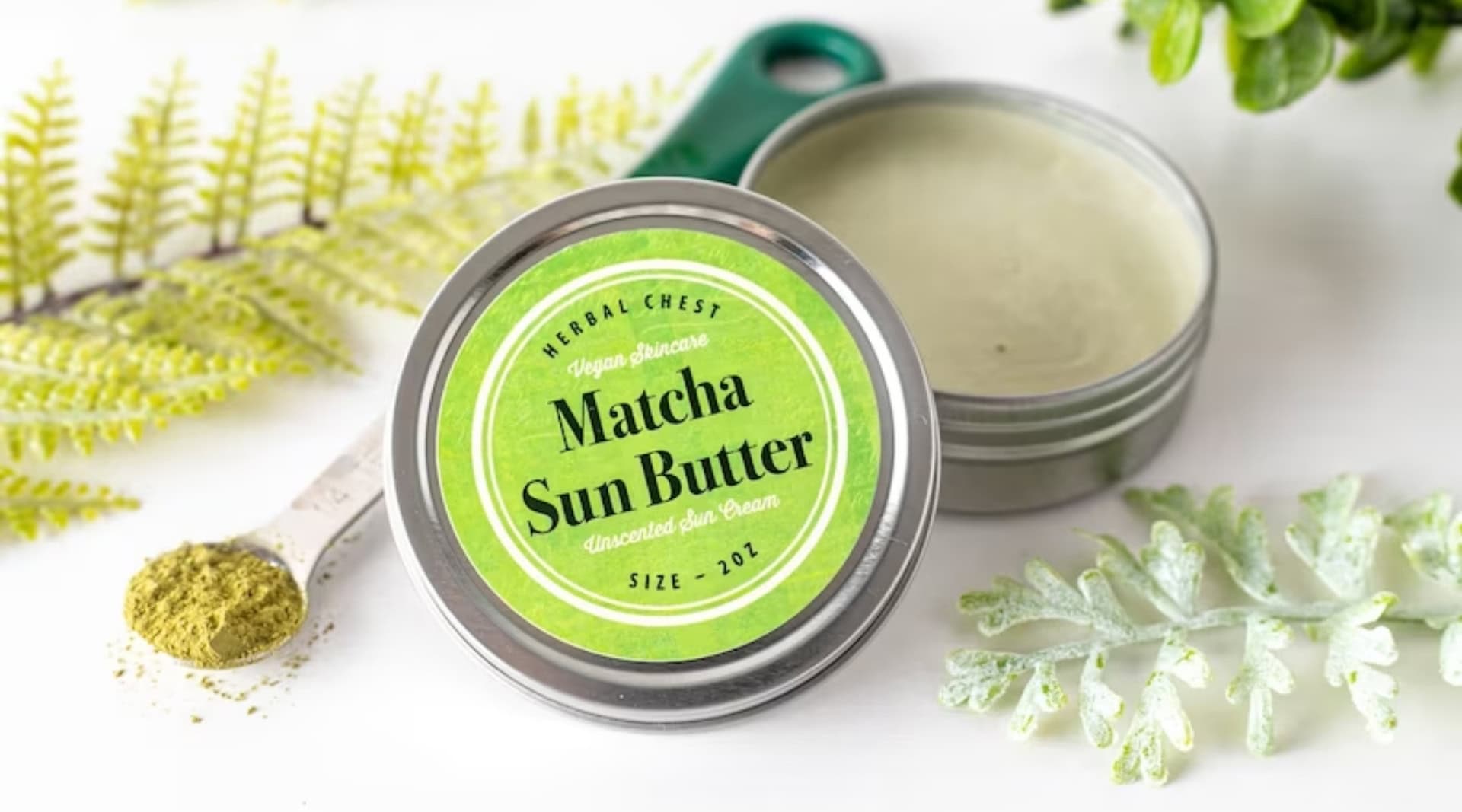 10 Zero Waste Sunscreen Alternatives For A More Sustainable SPF