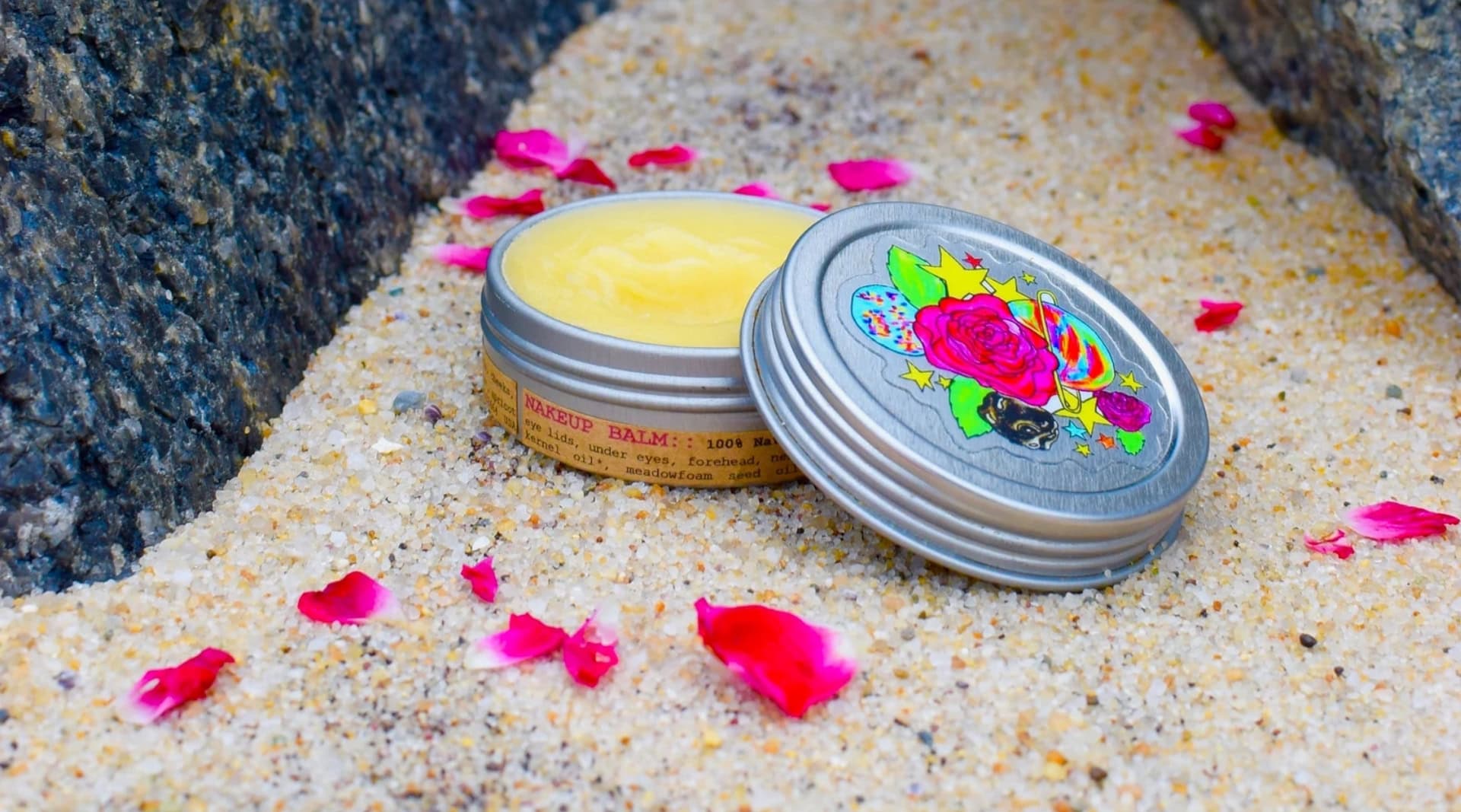 9 Smoochworthy Sustainable Lip Balms & Chapsticks