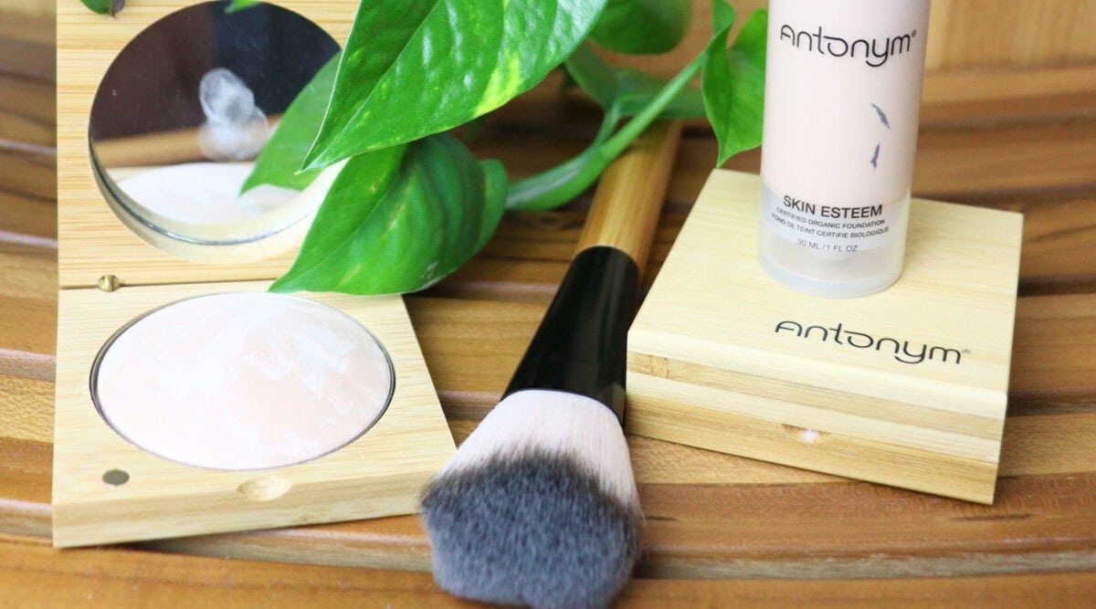 7 Organic Foundation Makeup Brands For Naturally Flawless Skin