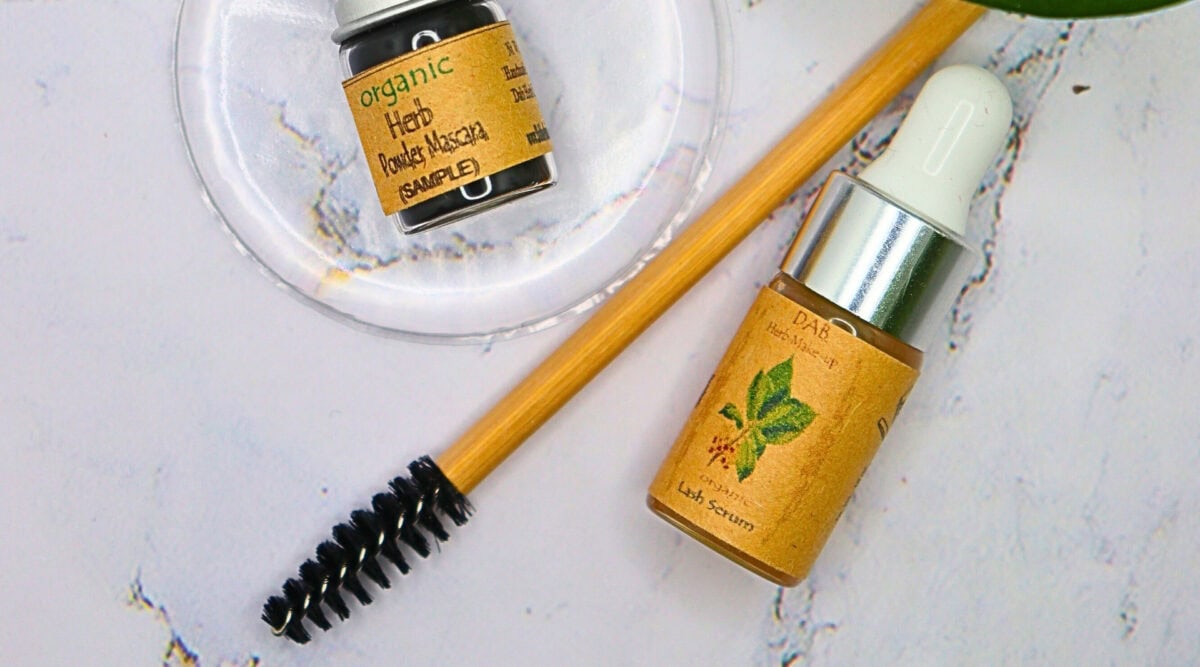 7 Zero Waste Mascara Brands For Sustainably Bold & Beautiful Lashes