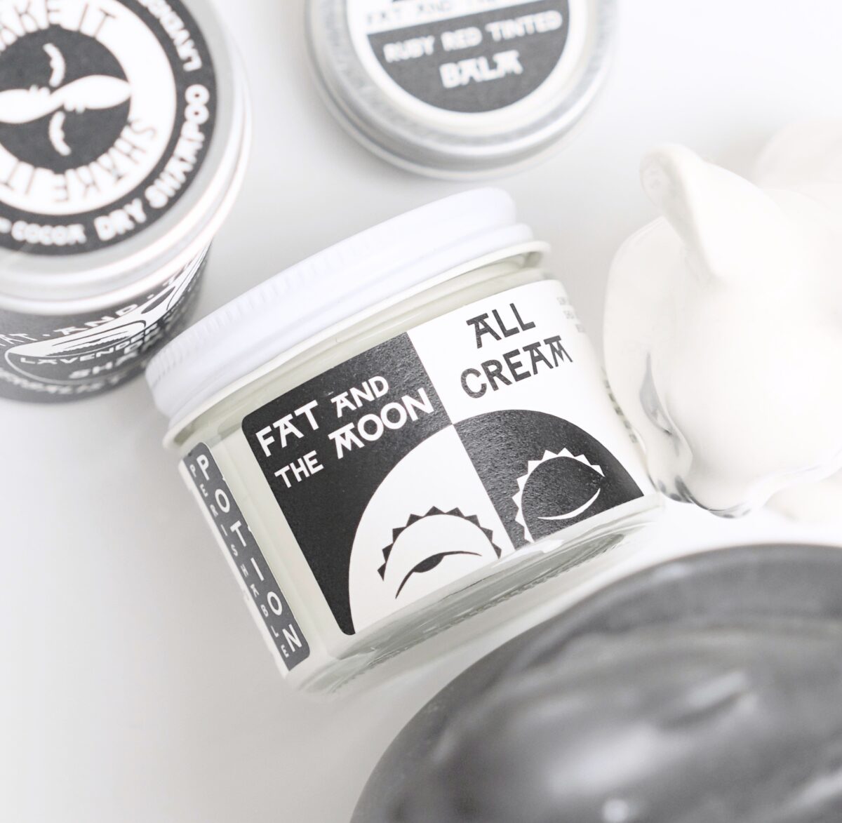 9 Low Waste & Sustainable Face Moisturizers For 2025