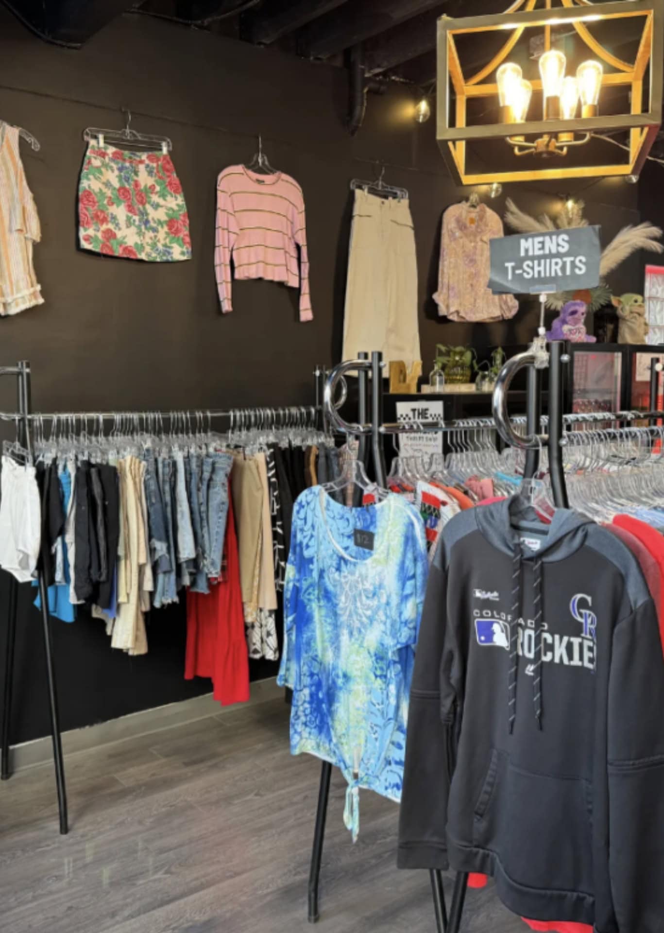 11 Best Thrift Stores In Phoenix: The Valley Of Secondhand Scores