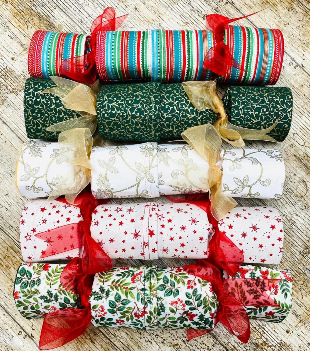 7 Eco-Friendly Christmas Crackers (Including DIY)