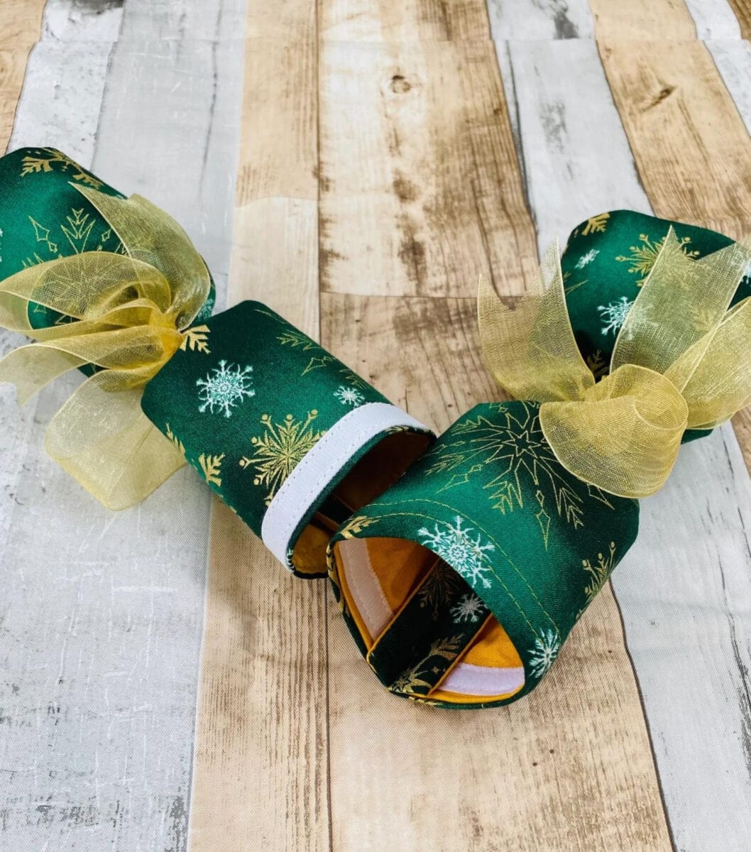 7 Eco-Friendly Christmas Crackers (Including DIY)