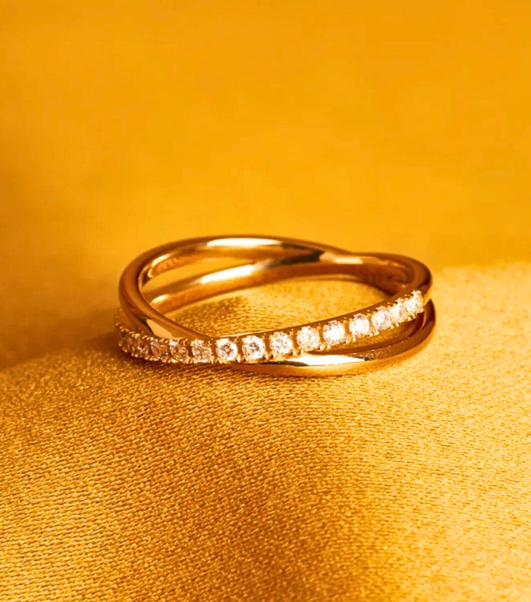 8 Ethical Engagement Rings For A More Sustainable 'Yes'