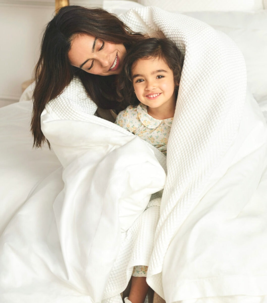 7 Organic Blankets To Naturally Warm Your Body Up