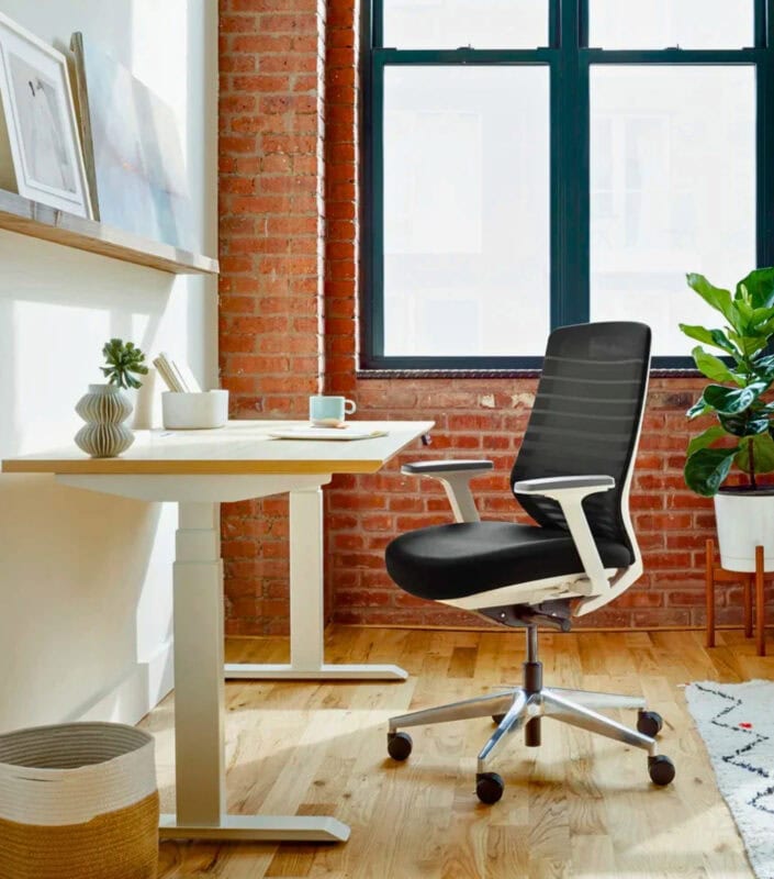 5 Non-Toxic Desks For A Healthier And More Sustainable 9-5