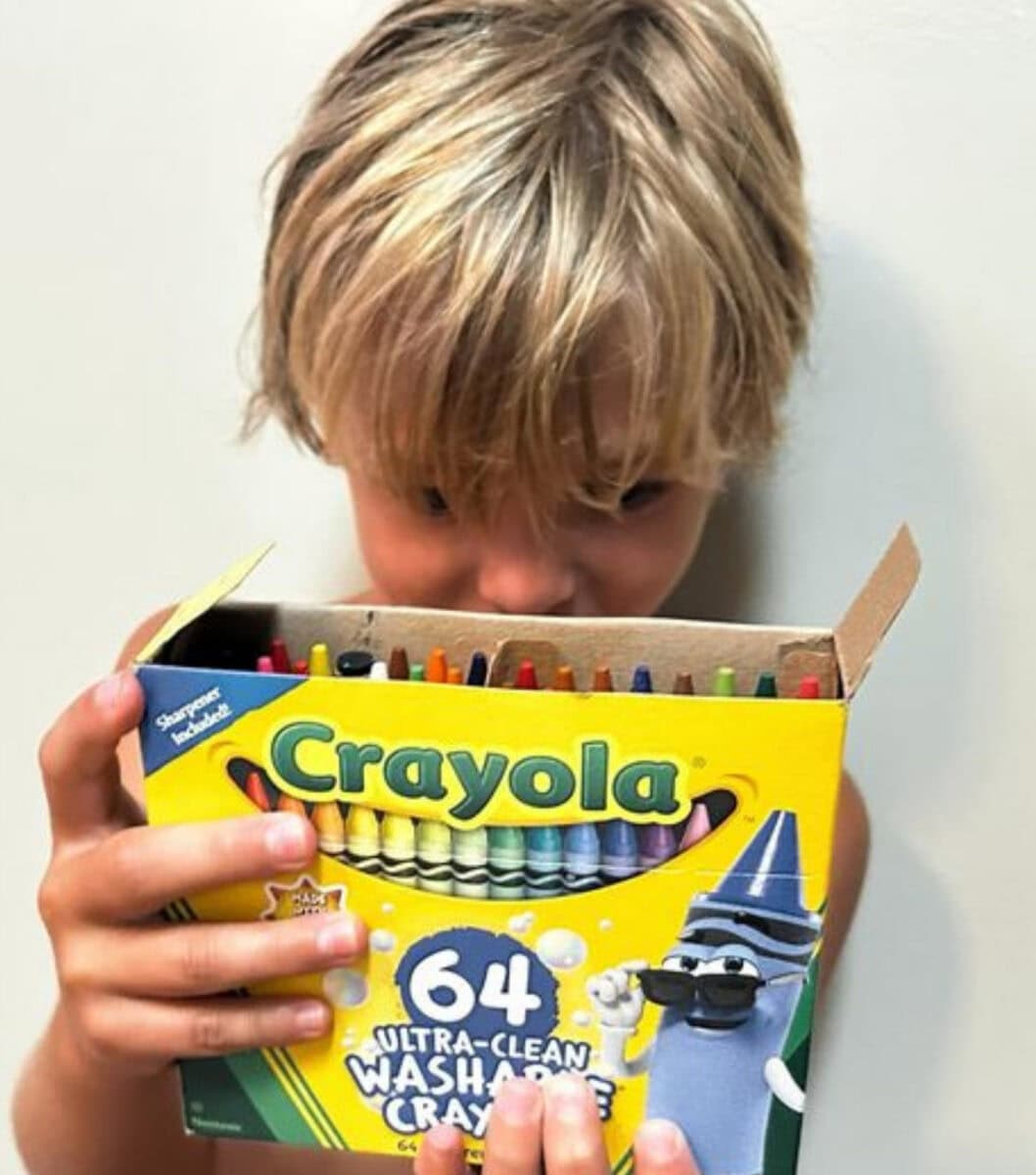 7 Natural & Non-Toxic Crayons To Color Cleanly