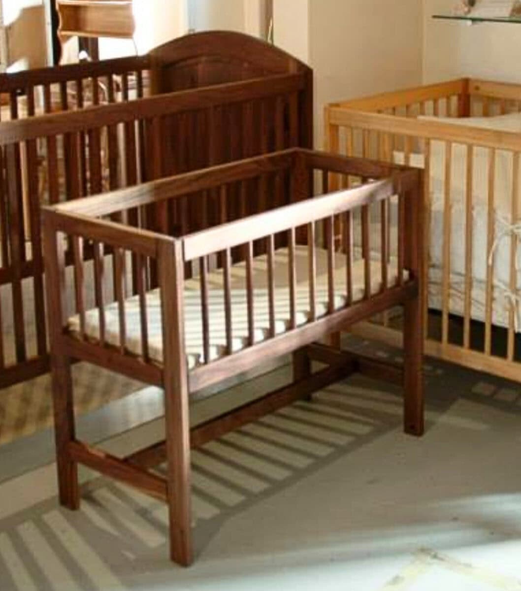 8 Organic & Non-Toxic Bassinets For A Safer Baby Snooze