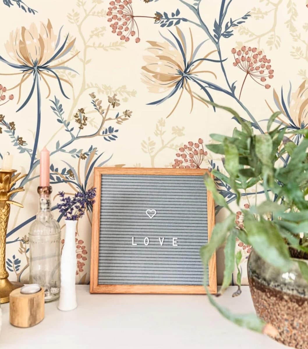 7 Non-Toxic Wallpaper Brands For Wall-To-Wall Eco-Friendliness