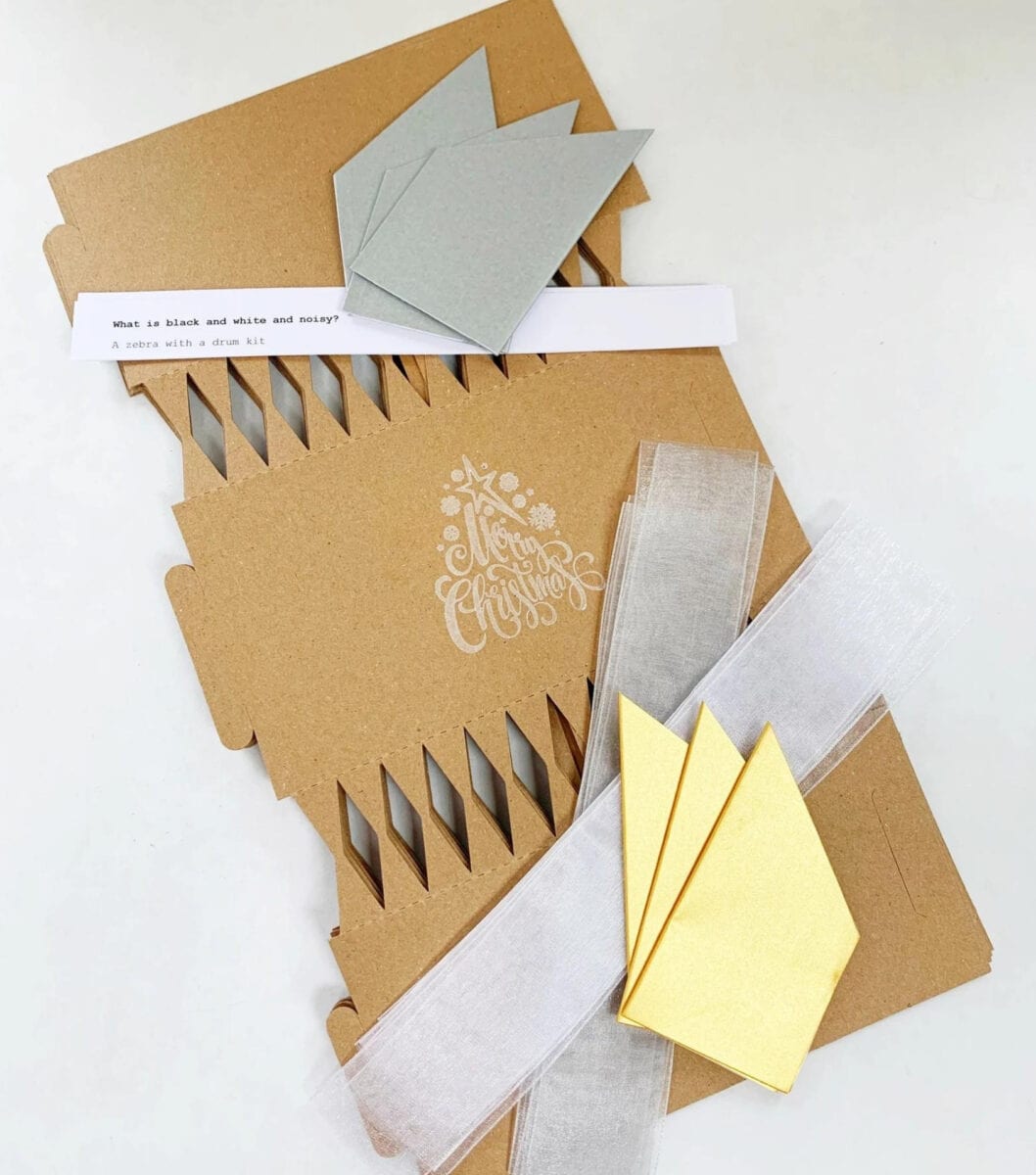 7 Eco-Friendly Christmas Crackers (Including DIY)