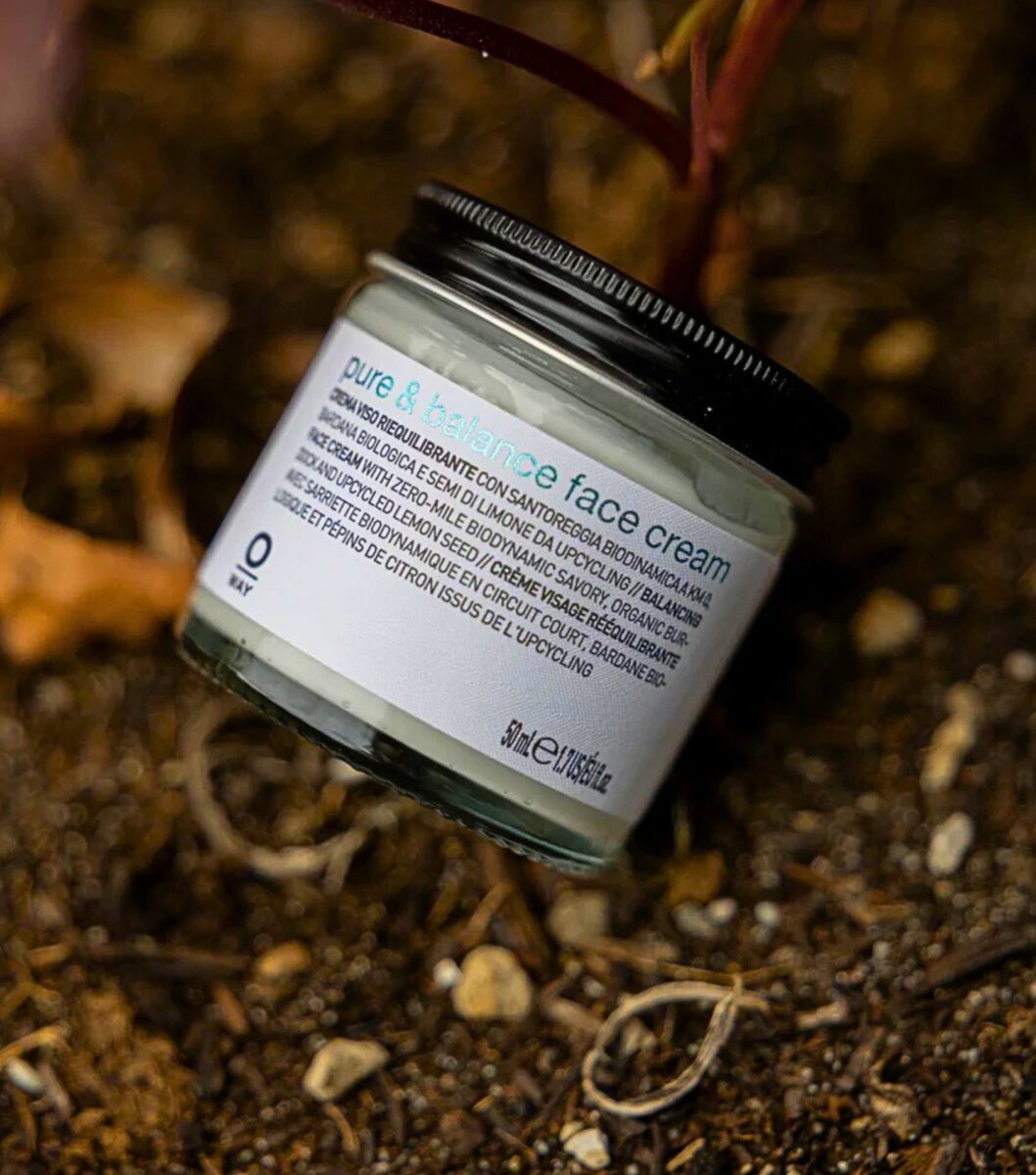 9 Natural Organic Face Moisturizers For Your Low-Impact Lotion Needs