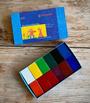 7 Natural & Non-Toxic Crayons To Color Cleanly