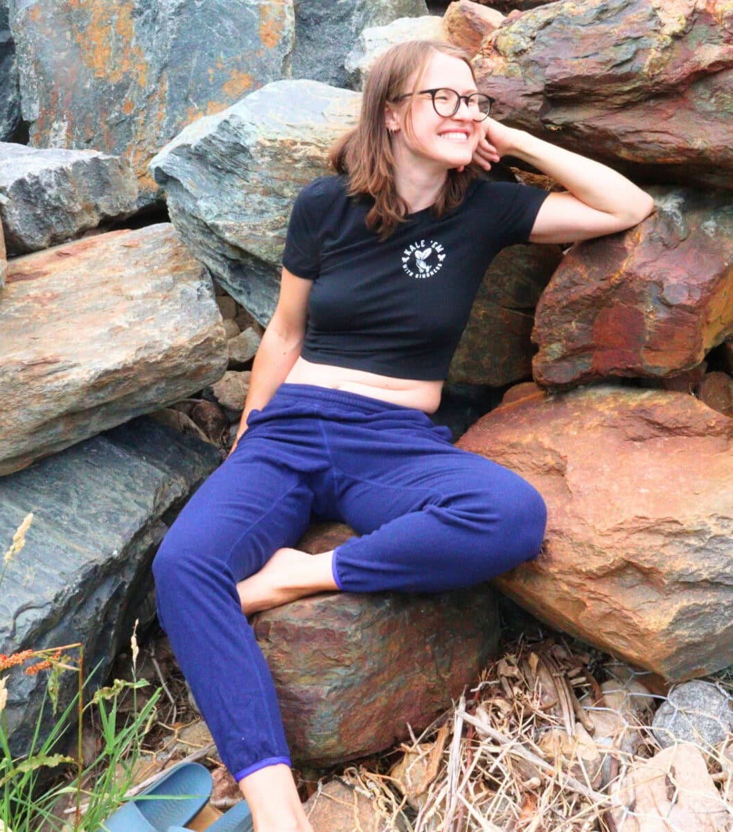 9 Sustainable Sweatpants & Joggers for Planet-Loving Lounging