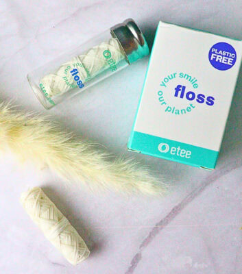 7 Eco-Friendly Floss Brands For a Plaque & Plastic-Free Smile