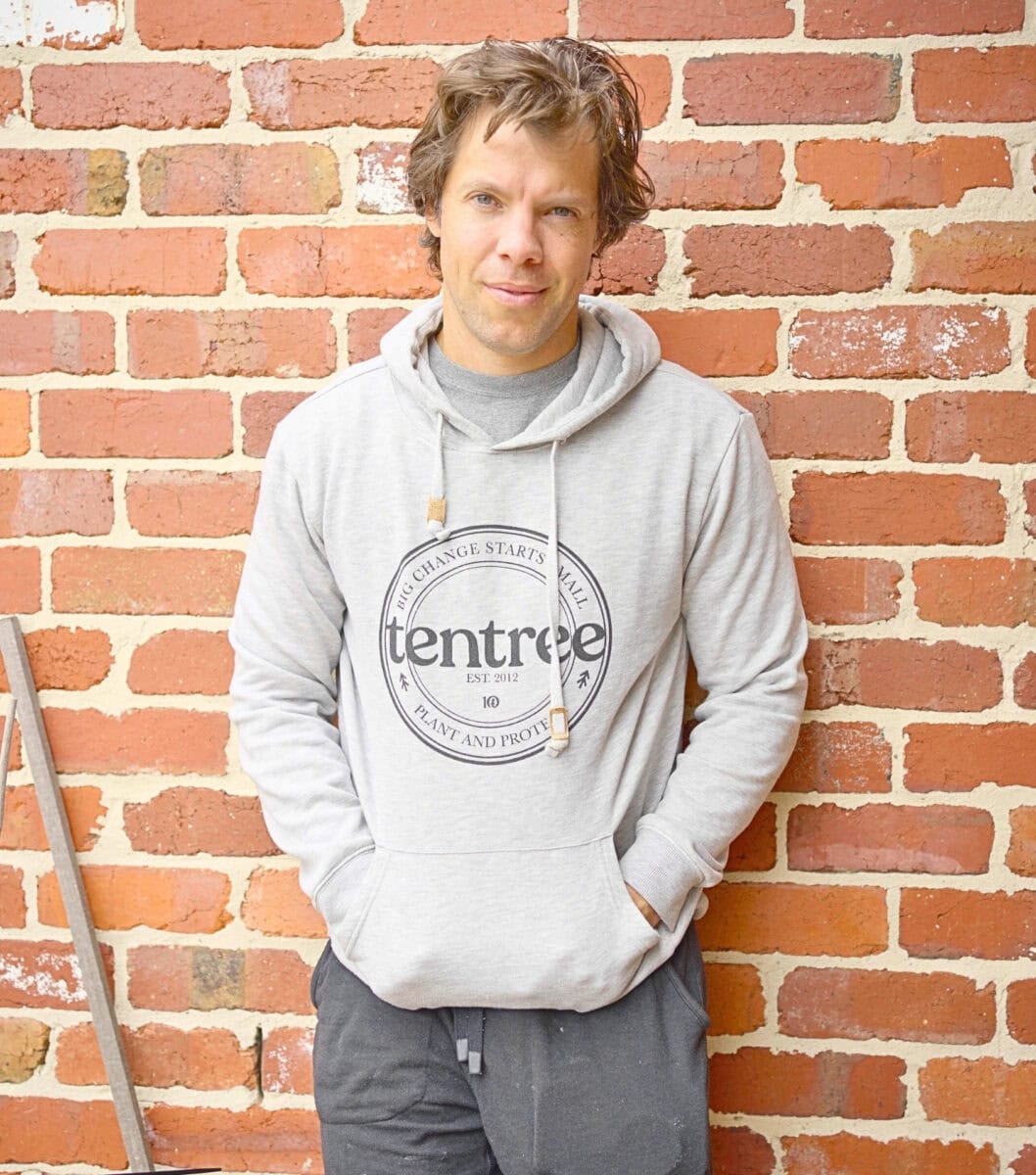 9 Sustainable Hoodies & Sweatshirts For Comfort x Ethics