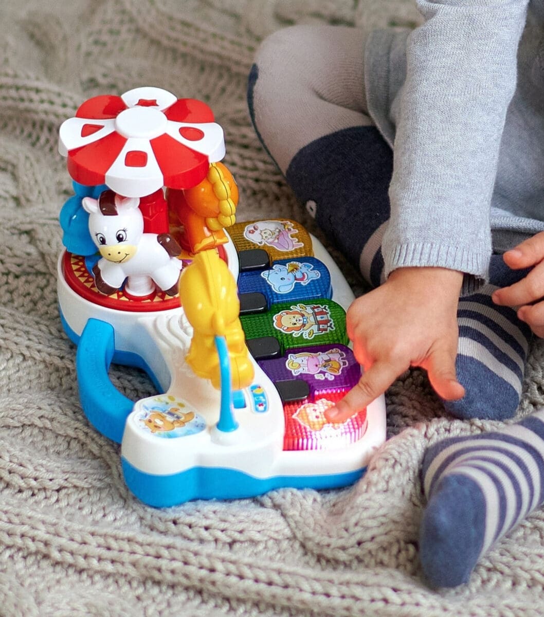 9 Sustainable Toys For Smart, Eco-Friendly Fun