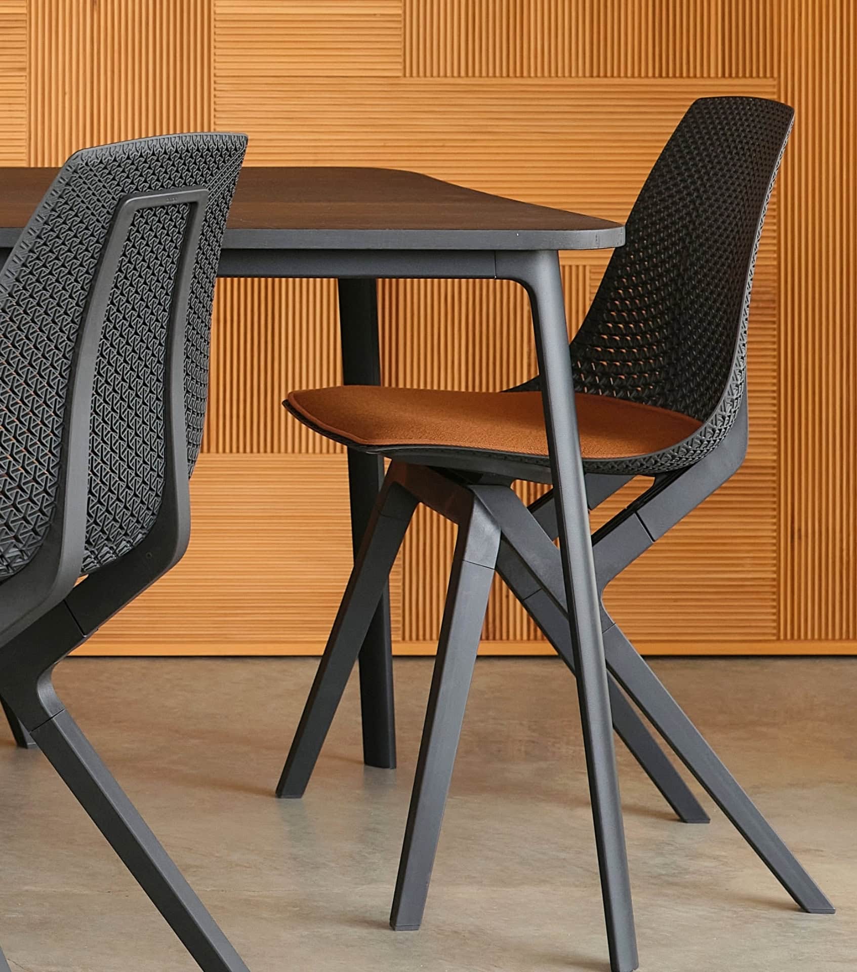 7 Sustainable Office & Desk Chairs Completing Your Eco-Friendly Workspace