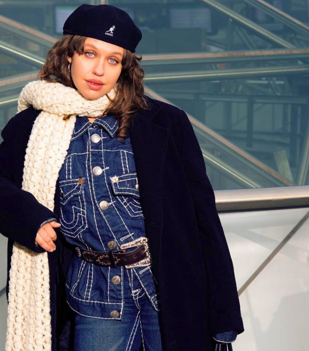 11 Best Online Vintage Stores Reviving Retro Styles & Threads