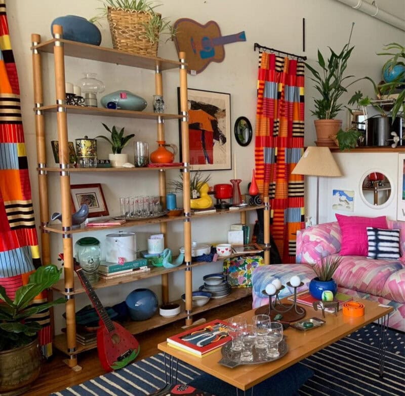 11 Best Thrift Stores in Chicago That Will Blow You Away