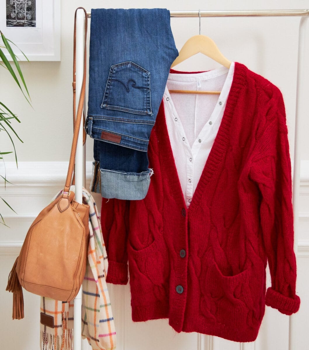 11 Best Online Vintage Stores Reviving Retro Styles & Threads