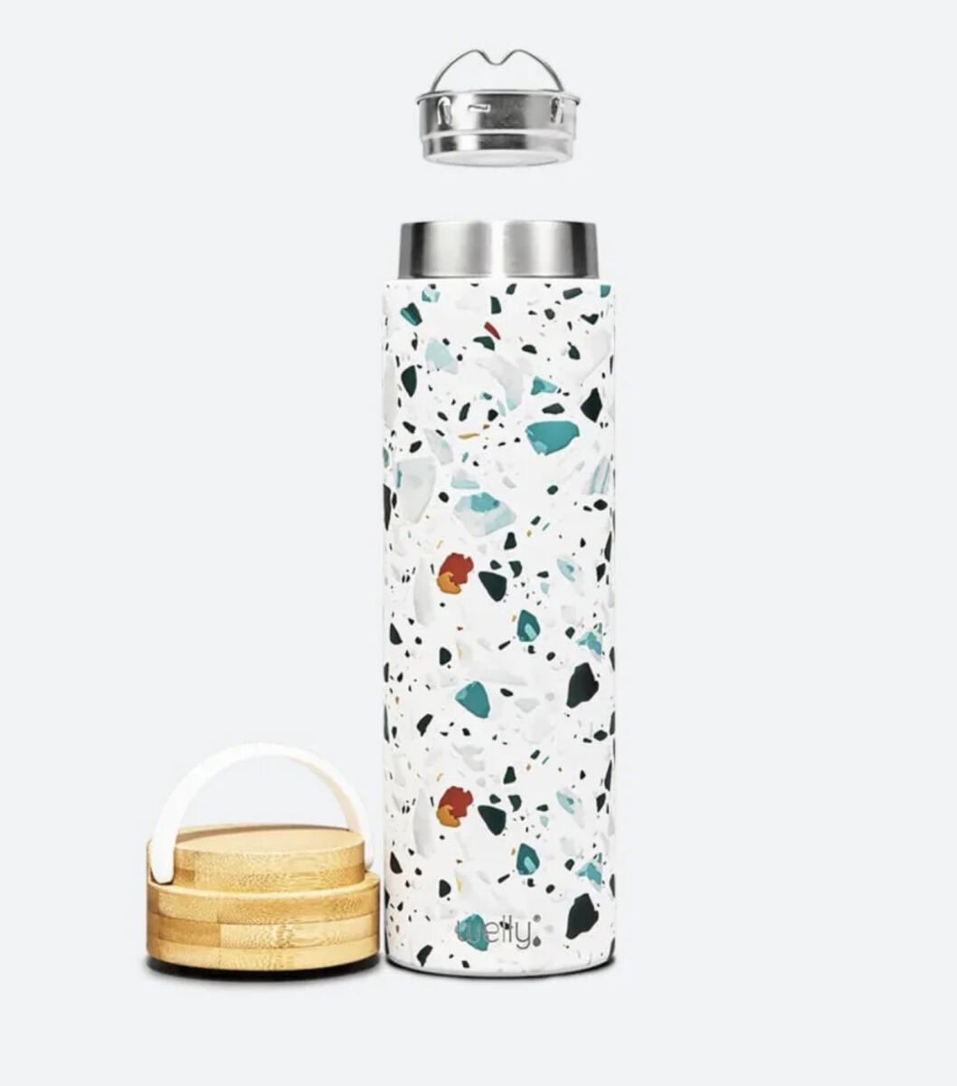 8 Plastic-Free Water Bottles For Better Non-Toxic Hydration