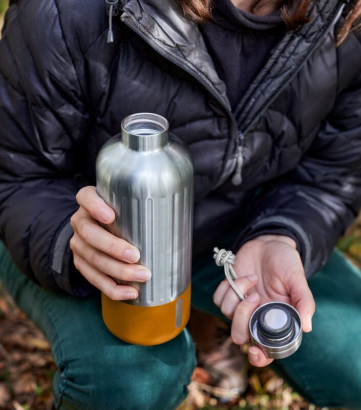 7 Best Plastic-Free Water Bottles For Non-Toxic Hydration