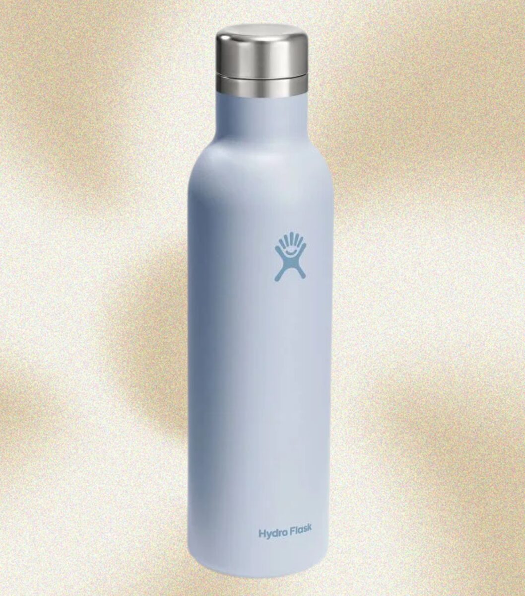 8 Plastic-Free Water Bottles For Better Non-Toxic Hydration