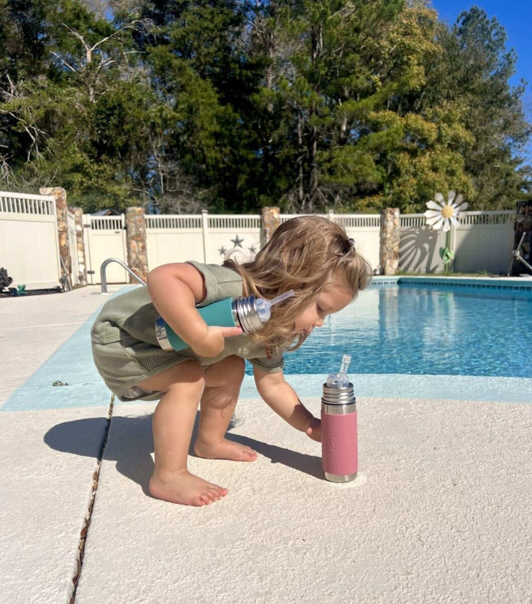 7 Best Plastic-Free Water Bottles For Non-Toxic Hydration