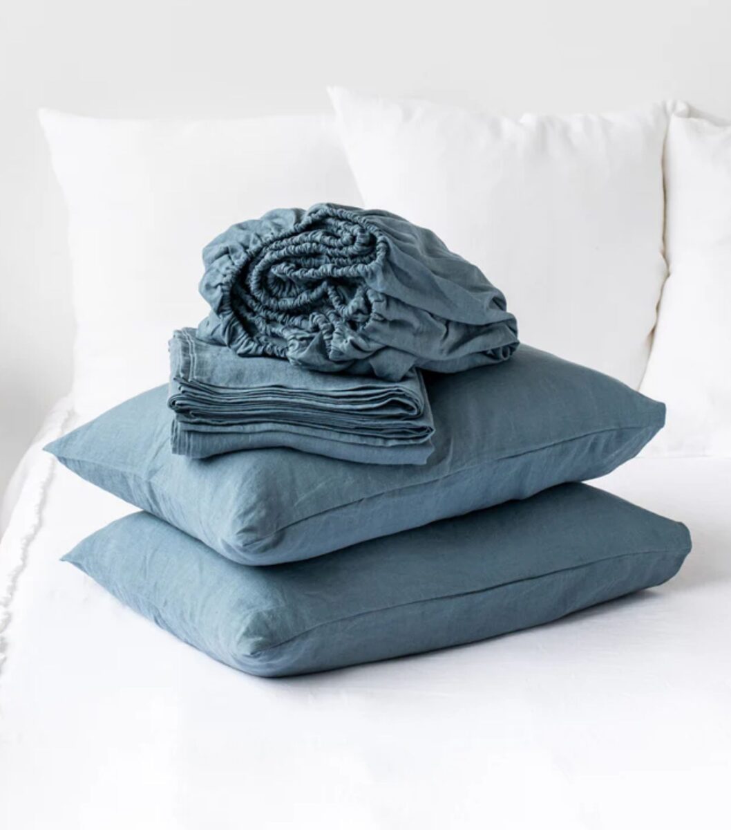 11 Sustainable & Non-toxic Bedding Brands for 2025